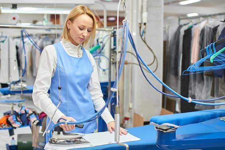 Panduan Lengkap: Menjadi Laundry Attendant Terbaik dalam Waktu Singkat