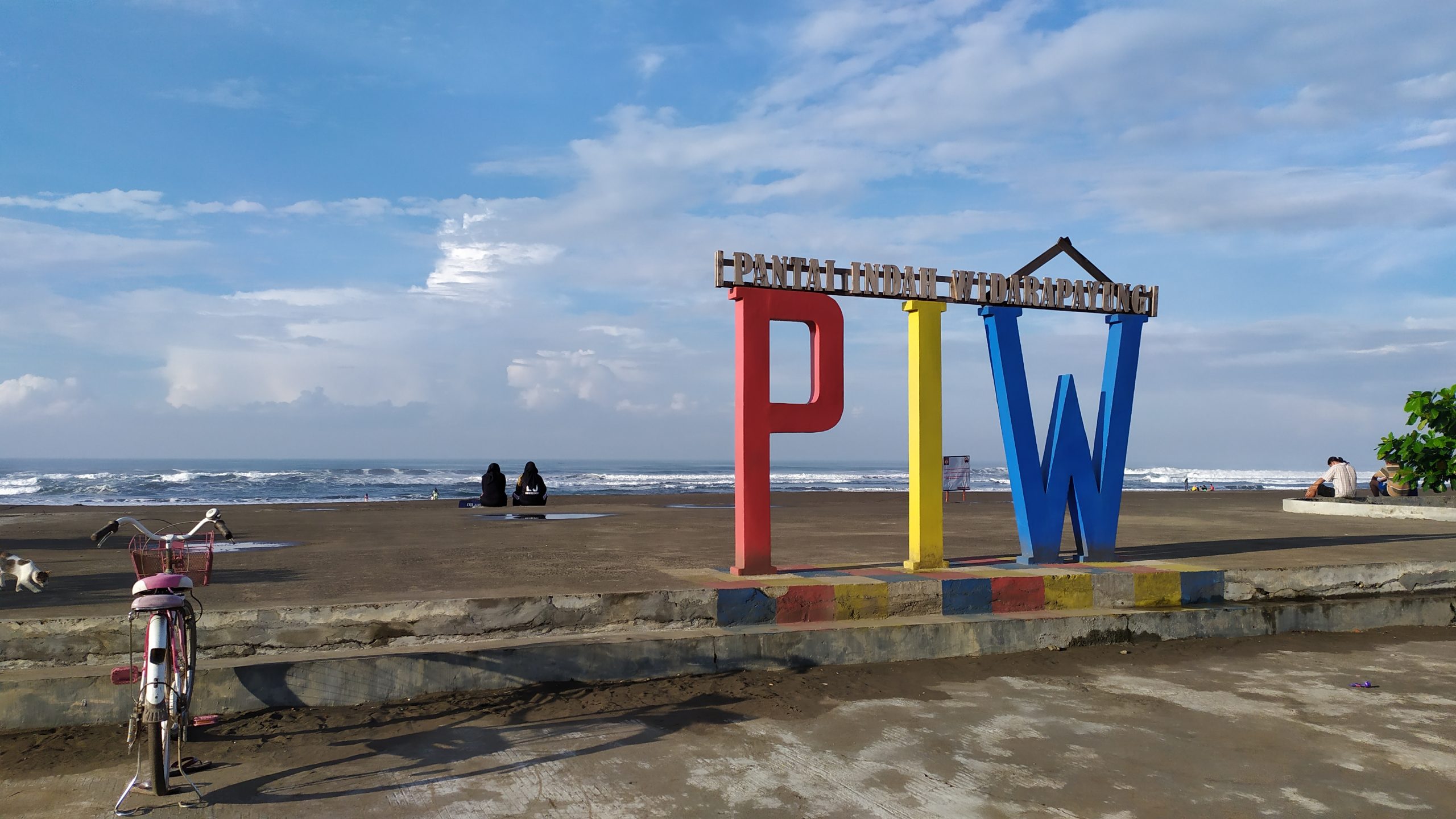 Wisata Pantai di Selatan Jawa Tengah